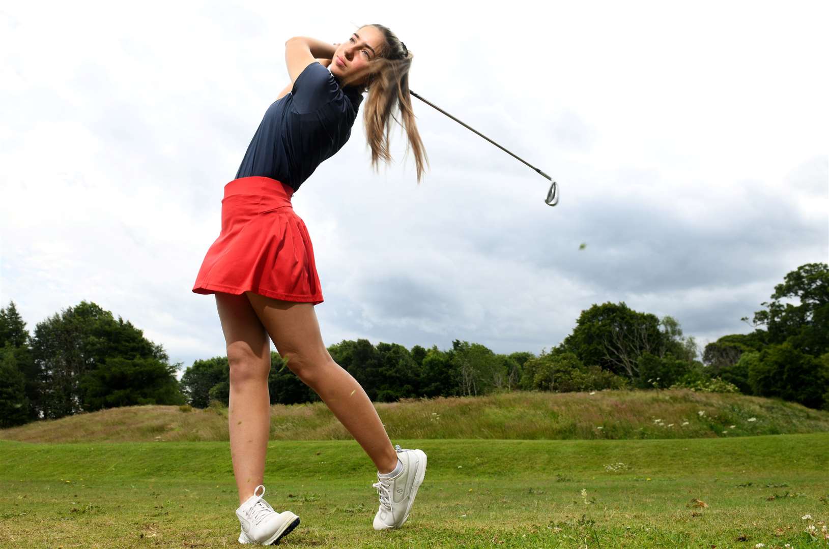 Bí quyết chọn size đồ golf cho nữ chuẩn xác nhất